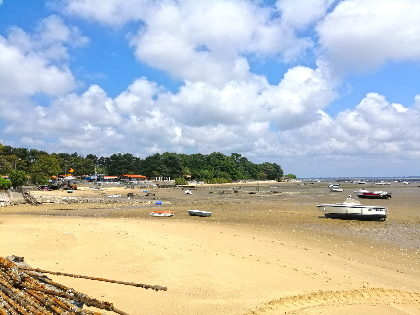 Plage de Bertic - Plages de Gironde à Lège-Cap-Ferret - Guide Bordeaux ...